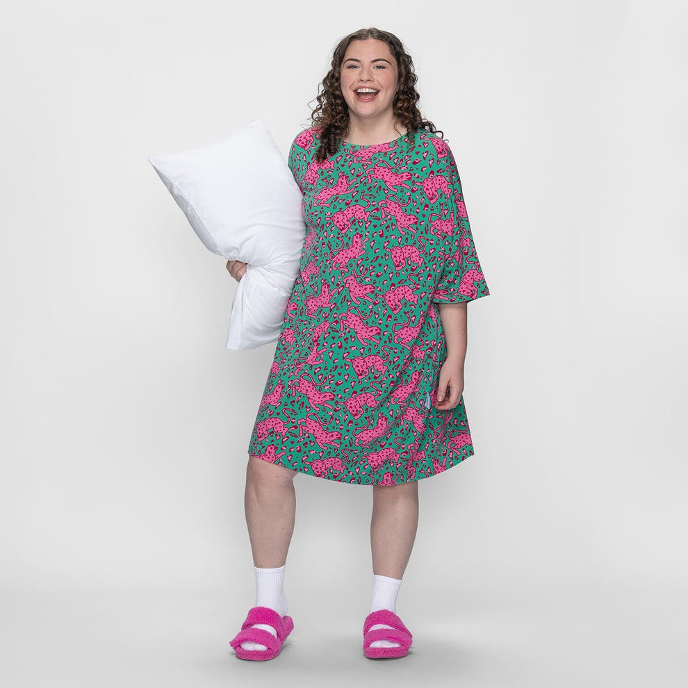 Cheetah Sleep Tee – The Oodie USA