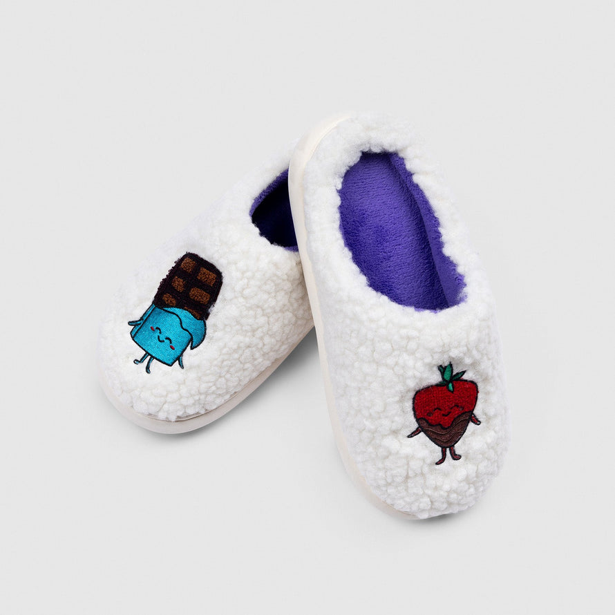 Chocolate Snuggle Slippers – The Oodie USA